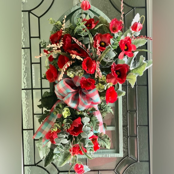 Wall Decor | Cathedral Window Swag | Poshmark